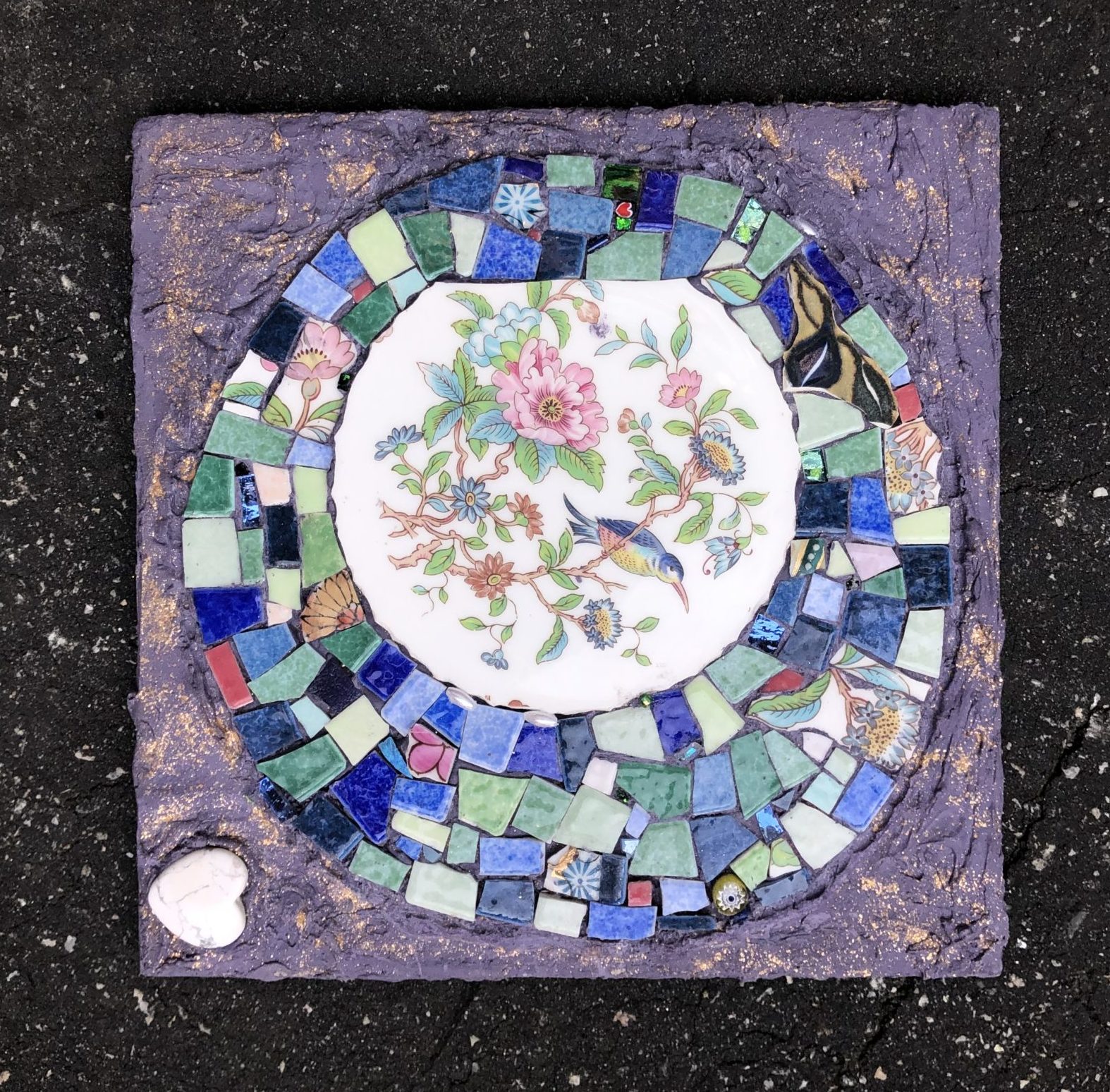 Mosaic stones in memory of Karen Edlund | New England Mosaic Society